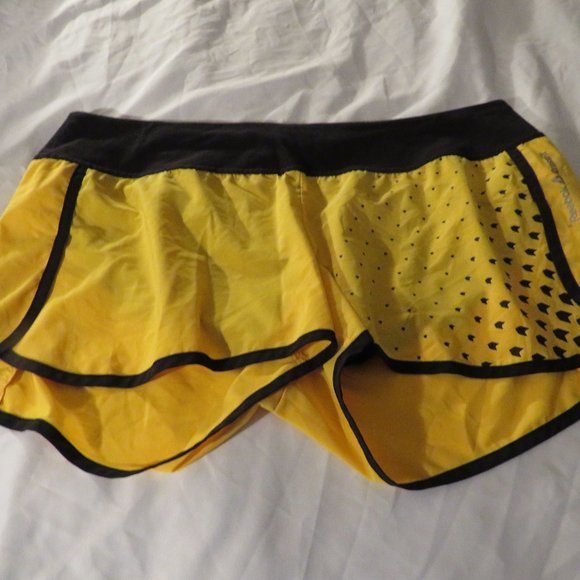 Reebok | Shorts | Reebok Crossfit Yellowblack Shorts Xl | Poshmark